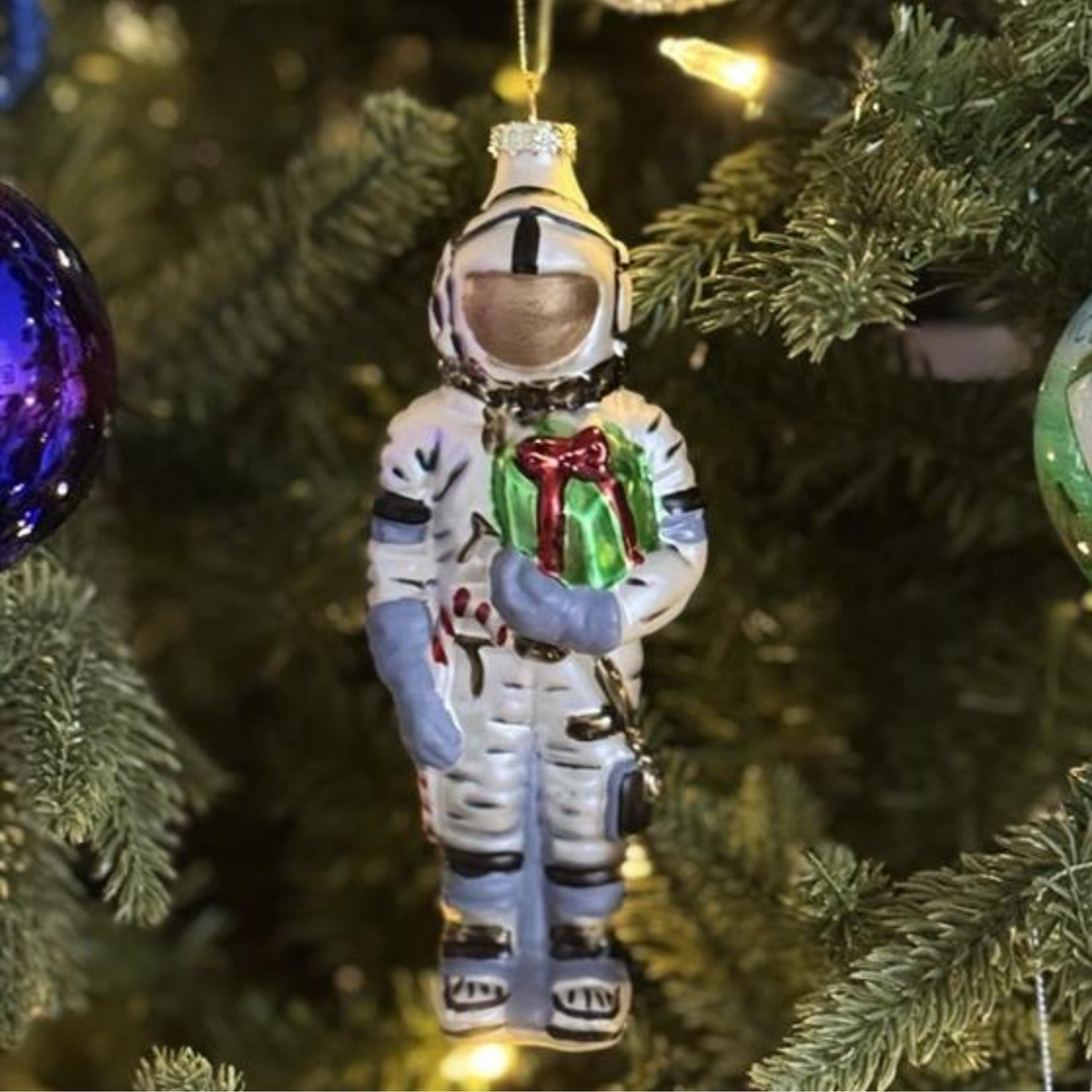 Frost Science Astronaut Ornament – Science Store